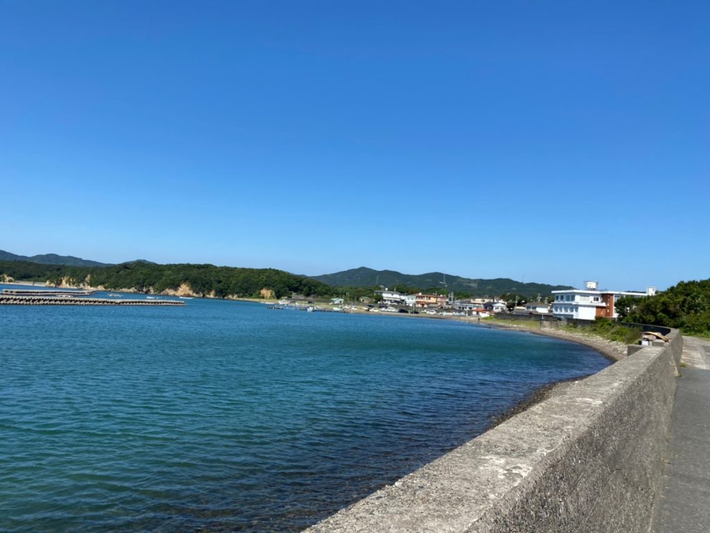 【三重県鳥羽市】『浅利ヶ浜海水浴場周辺』の海釣りガイド（釣れる魚・駐車場・トイレ）｜東海釣りwalker